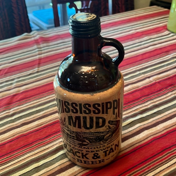 Unknown | Accents | Mississippi Mud Beer Vintage 996 Growler Empty ...